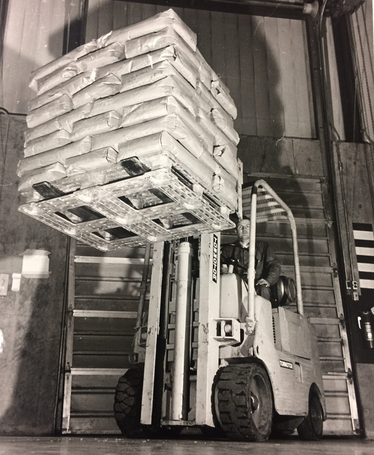 Menasha Corporation | History